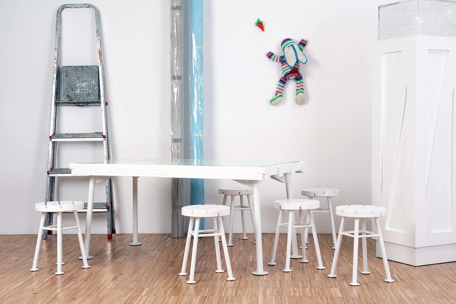 'idee 2.0'. Retail furniture for 'idee. Creativmarkt' – SANS